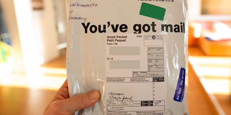 Shipping Canada from Australia: Things to Consider